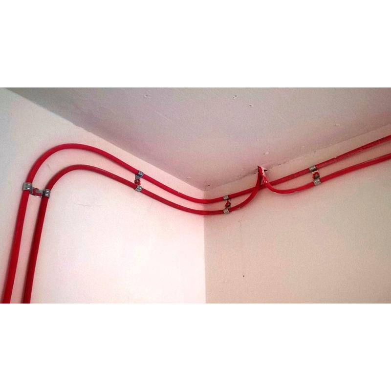 Grapa metálica doble DF para tubos y cables | CELO